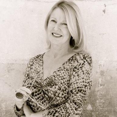 Lorraine Flett - LinkedIn