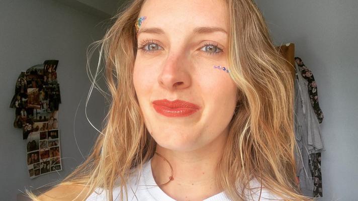 Chloe Davies - LinkedIn