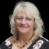 Mandy Paez - Foursquare, LinkedIn, Twitter