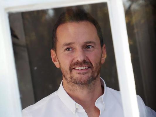 Michael Welch - Facebook, LinkedIn