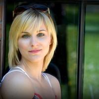 Anne-Sophie Reinhardt - Facebook, LinkedIn, Twitter