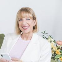 Laura Foster - LinkedIn, Facebook